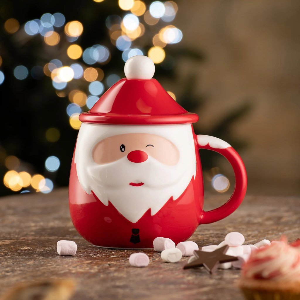 Christmas Santa Mug with Lid & Spoon (Random Design) – Memories Insite